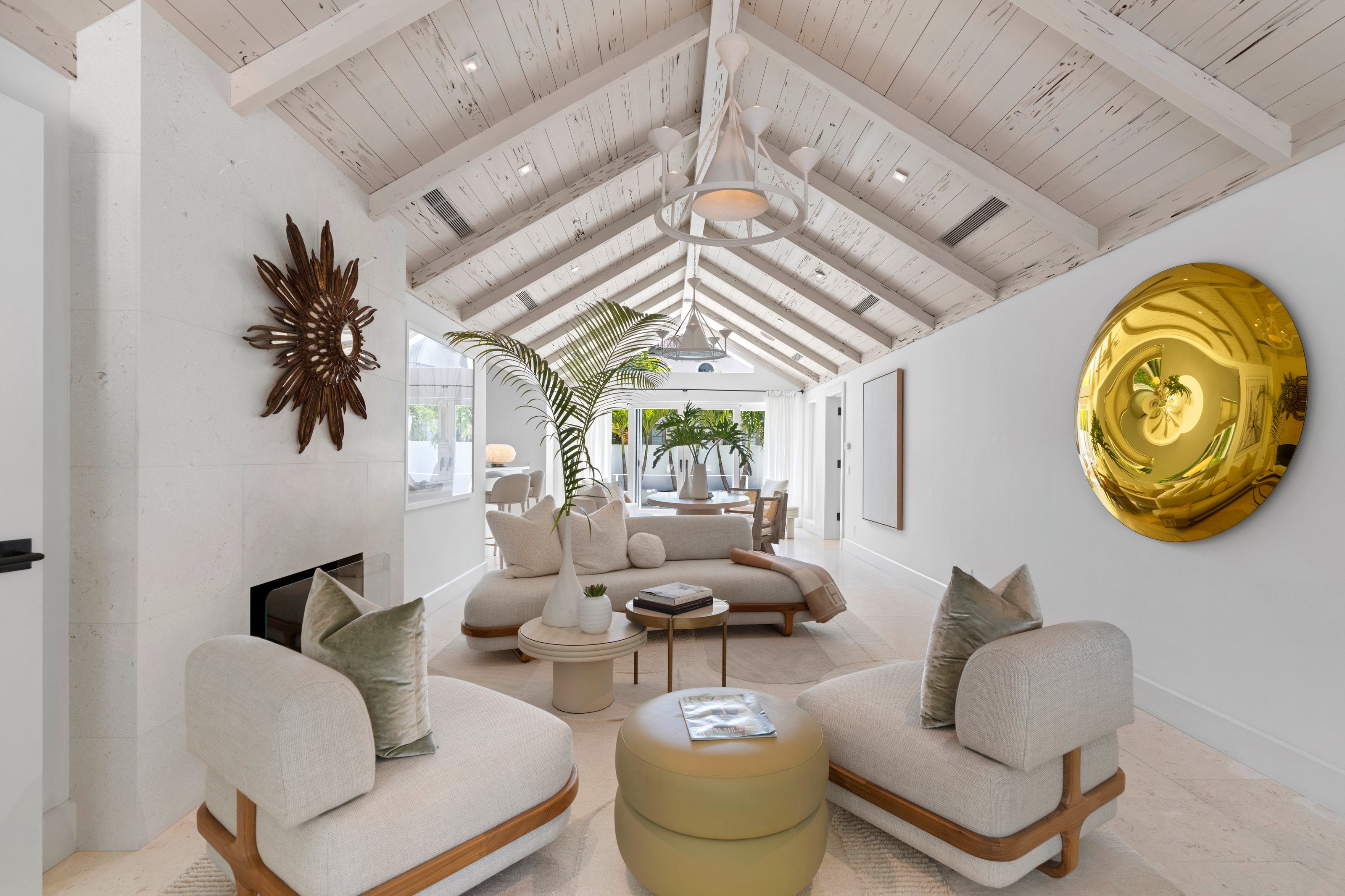 Luxury Staging and Interior Design in Palm Beach: Setting Your Propert ...